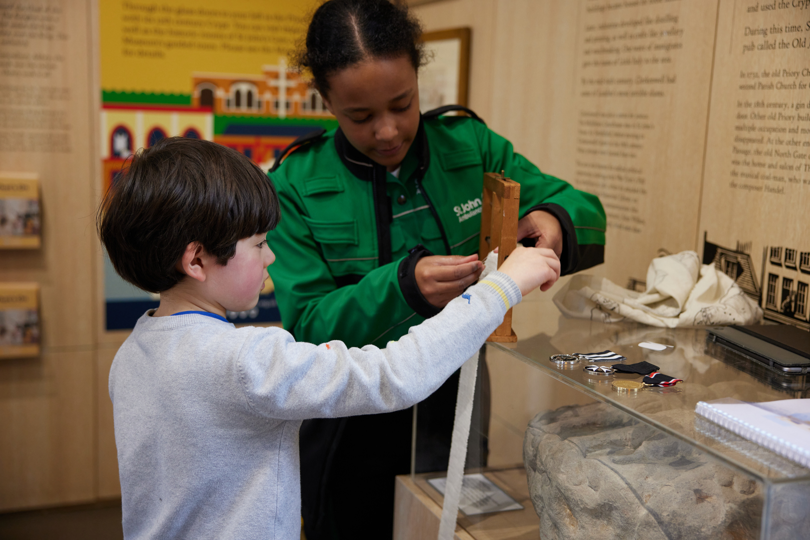 Drop-In Free Family Activity: Fly your Flag! With Storytelling - Museum ...